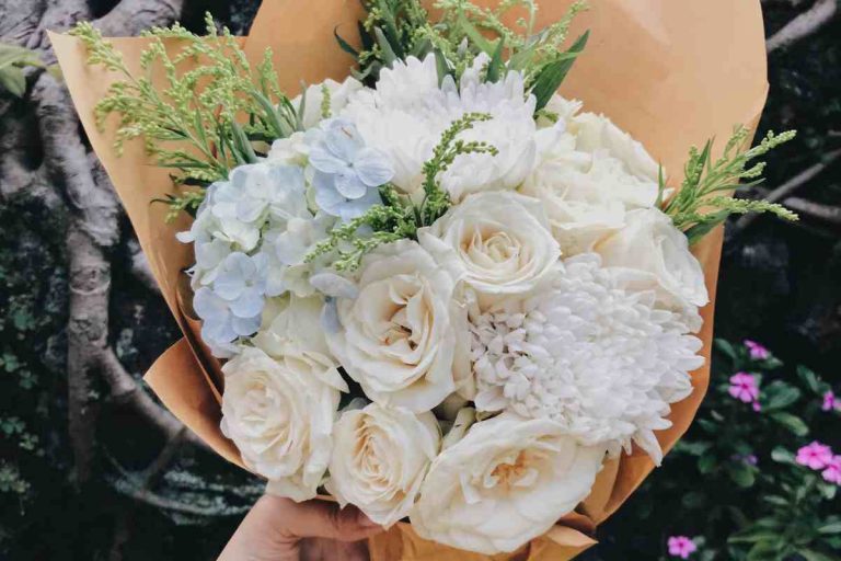 ¿Cómo debes elegir tu ramo de flores? Aquí te dejamos algunos consejos - Ella Hoy